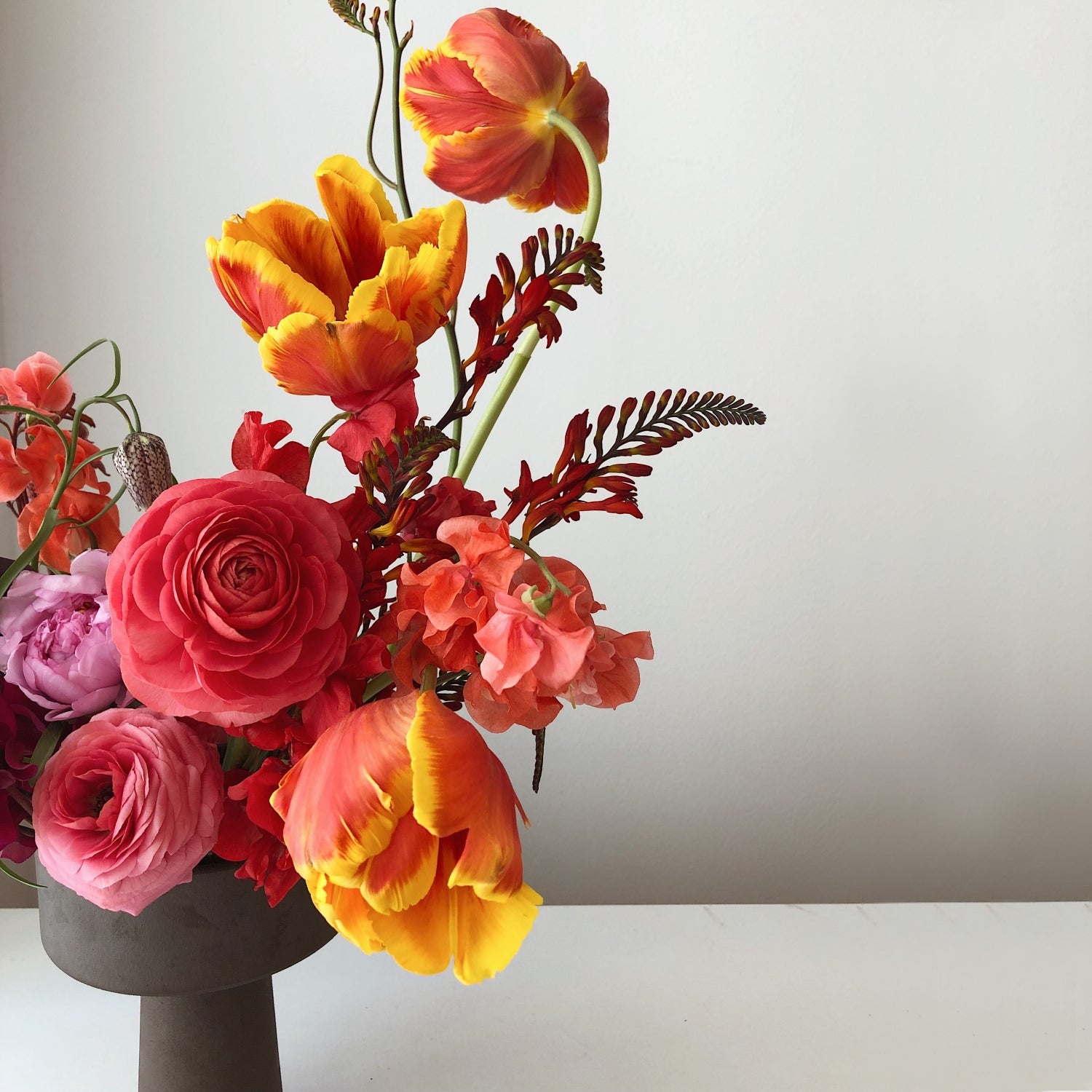 Chic Blooms Flower Arrangement | Viola Floral